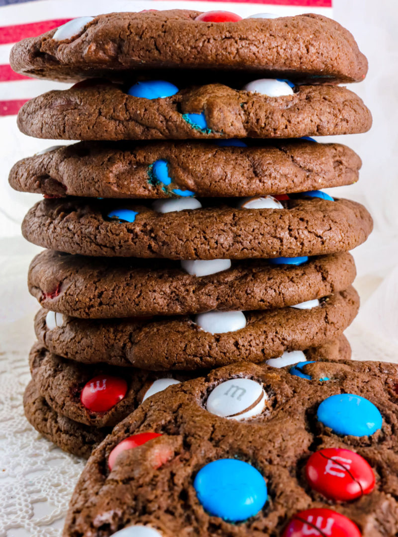 4th of July cookies that are perfect for Patriotic day desserts - juelzjohn